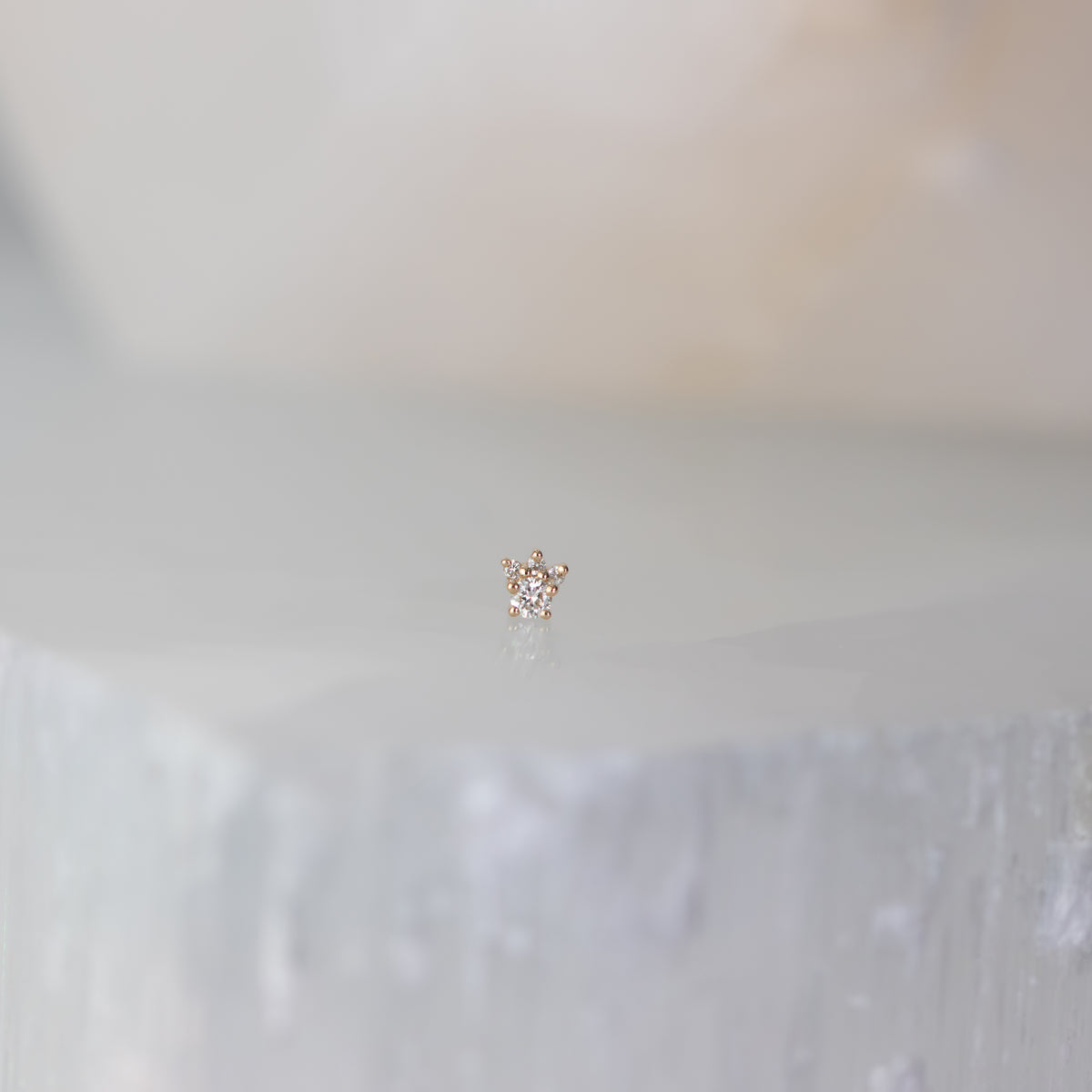 Diamond Leia Mini Threadless End – Brilliance Piercing