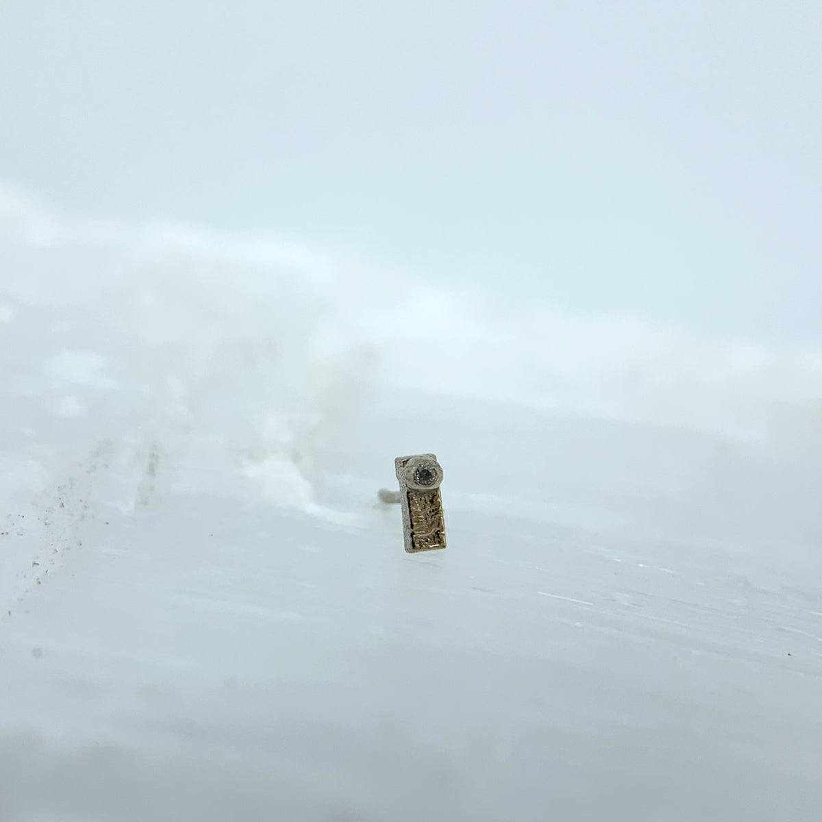 Diamond Rectangle with Dottie Threadless End – Brilliance Piercing