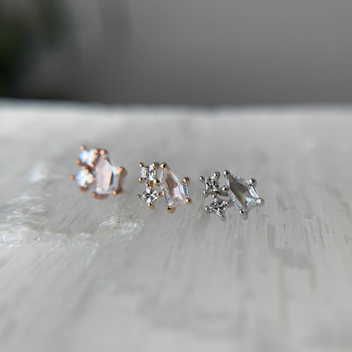 Lyra with Clear CZ Threadless End – Brilliance Piercing