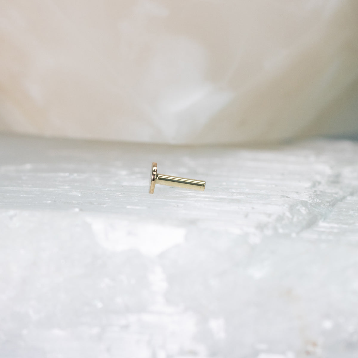 Solid 14k Gold 16g Threaded Labrets – Brilliance Piercing