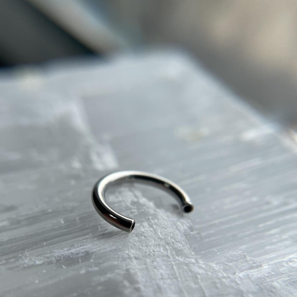 Titanium Circular Barbell Shaft – Brilliance Piercing